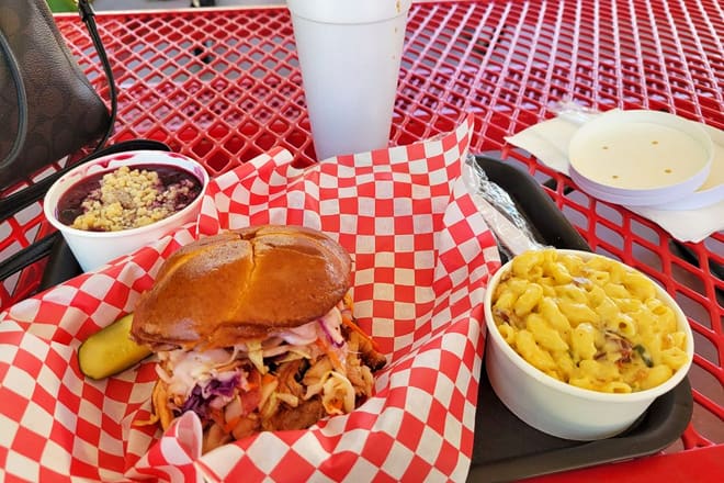 Sugar Ray&rsquo;s BBQ (Permanently Closed)