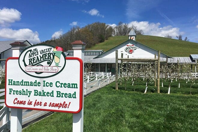 the apple valley creamery
