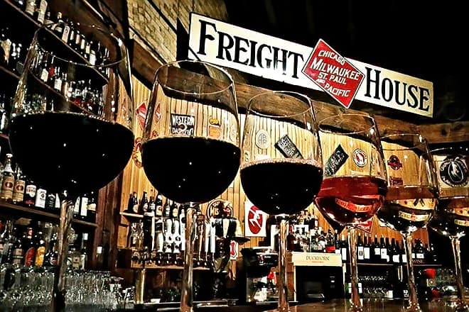 the freighthouse restaurant