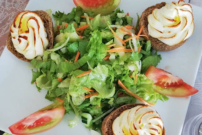 The Lucky House - Fare Manuia