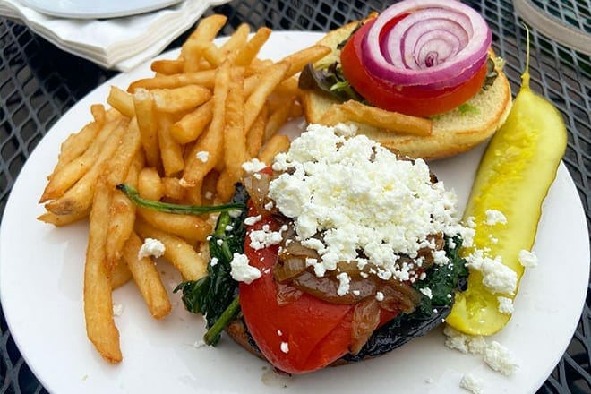 the rabbit hole gastropub