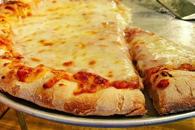 Valley River Brewery and Eatery