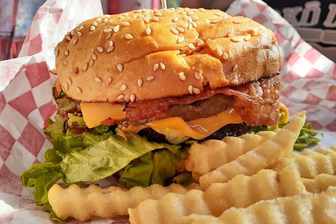 vicco’s charcoalburger drive-in