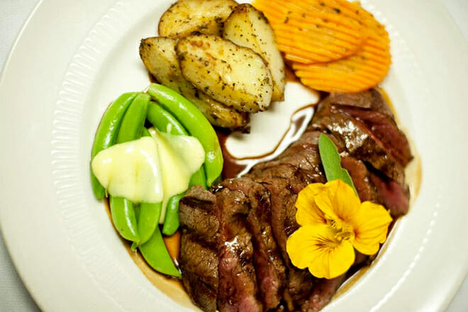 Anthony's Restaurant & Bistro