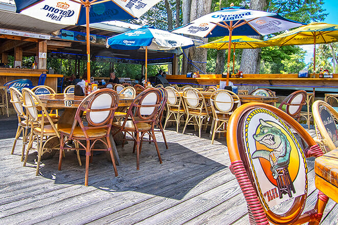 blue gator tiki bar and restaurant