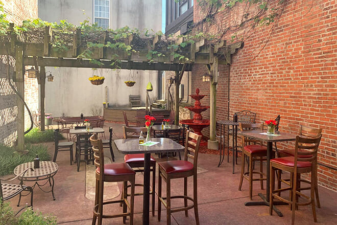 decarlo’s italian cafe