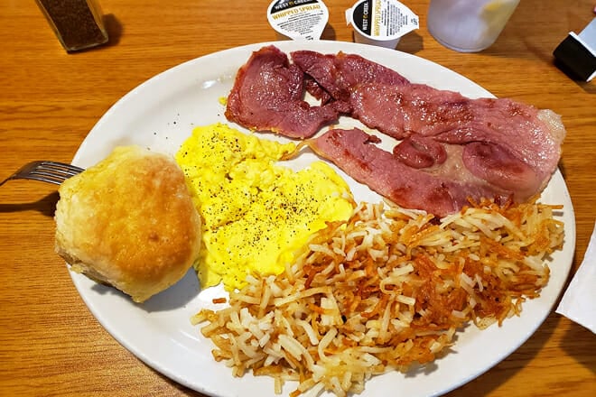 Farmers Barbeque & Grill