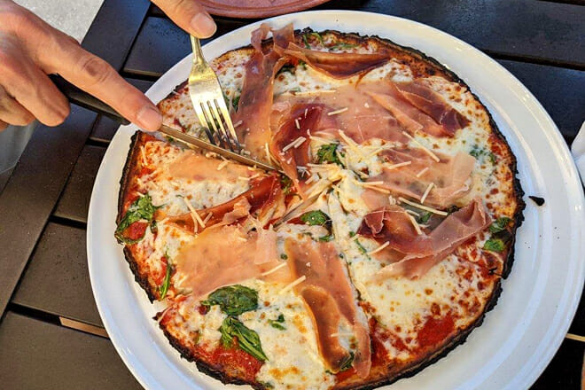 Fireside Pizza Caf&eacute;