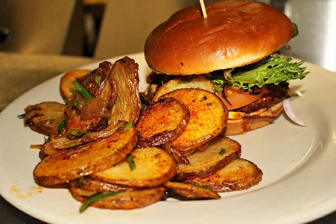 gabe&rsquo;s downtown