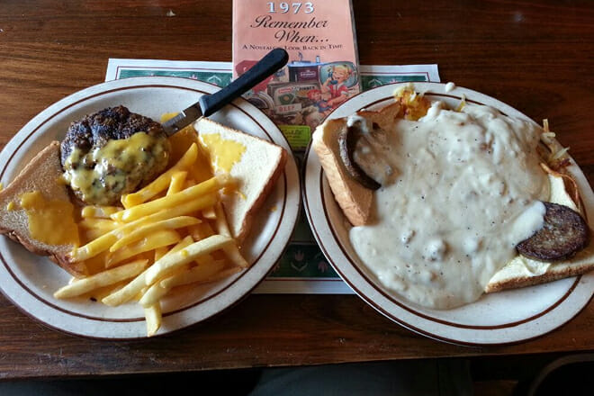 hen house restaurant & gift