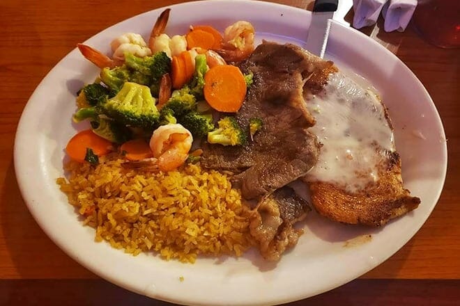 los sombreros mexican restaurant