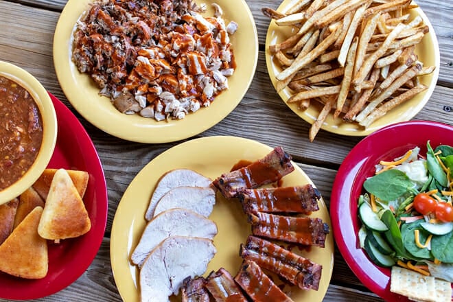 McGhin&rsquo;s Southern Pit Bar-B-Que