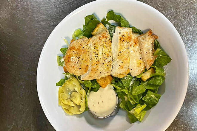 Mia's Pizzeria & Restaurant