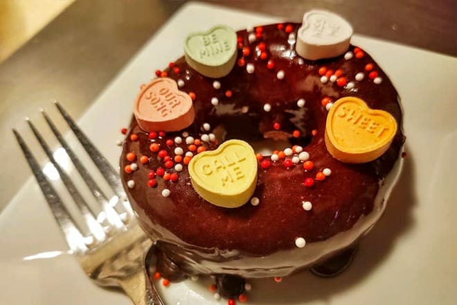 twin peaks coffee & donuts &mdash; tannersville