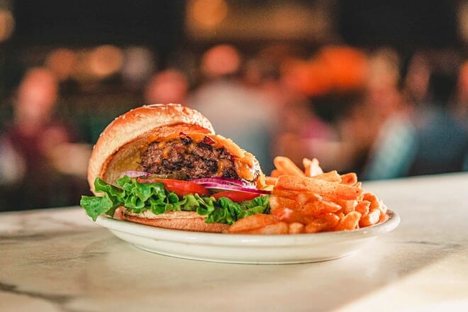 vzd&rsquo;s restaurant & bar