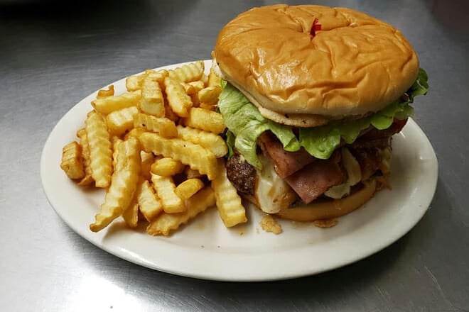 blue bird caf&eacute;