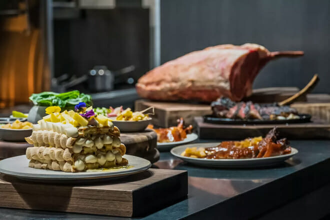 cut by wolfgang puck