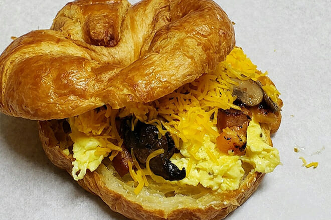 caf&eacute; bienville