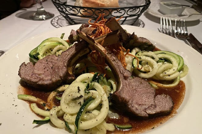 evan&rsquo;s american gourmet cafe