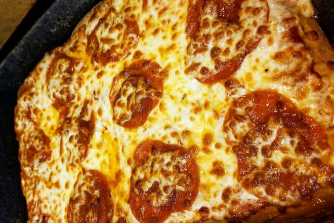 joe bologna&rsquo;s restaurant and pizzeria