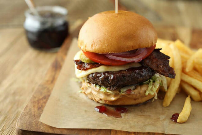 Lazy Dog Restaurant & Bar