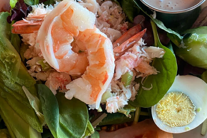 lighthouse oyster bar and grill