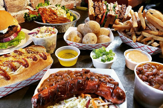 riley&rsquo;s hot dog & burger gourmet