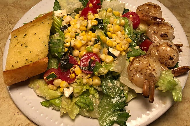 scooter&rsquo;s restaurant & bar