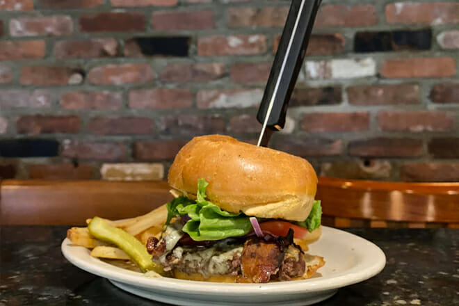 smuggler&rsquo;s cove restaurant