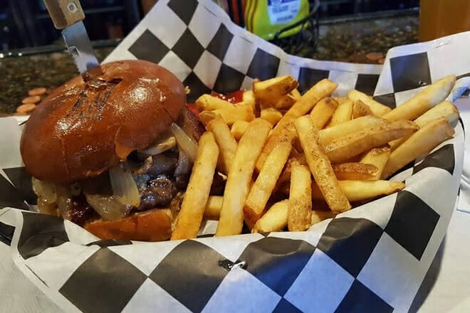 the pour house bar and grill