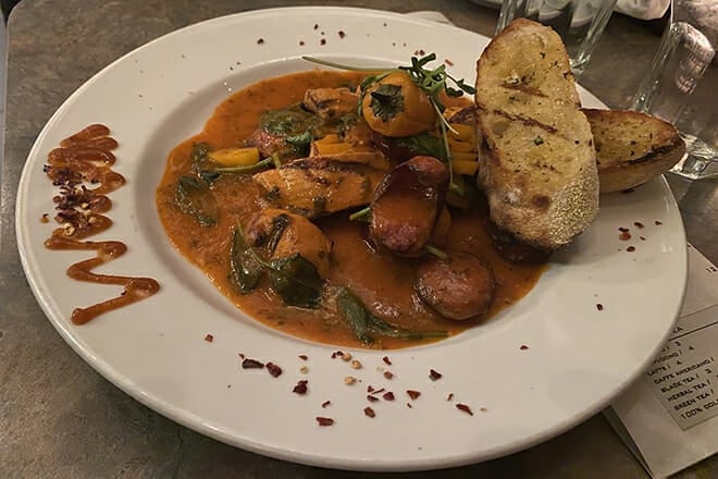 the stage restaurant & cafe