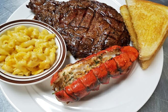 Trackside Bar & Grill