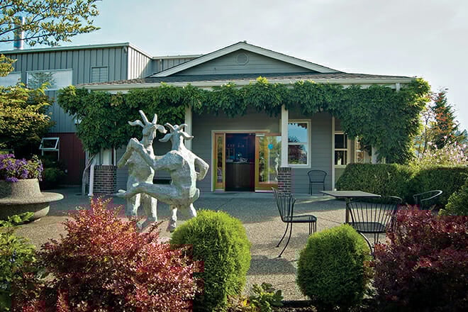 batdorf & bronson tasting room