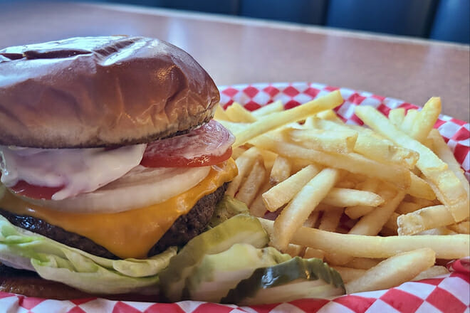 Bayside Saloon & Grill