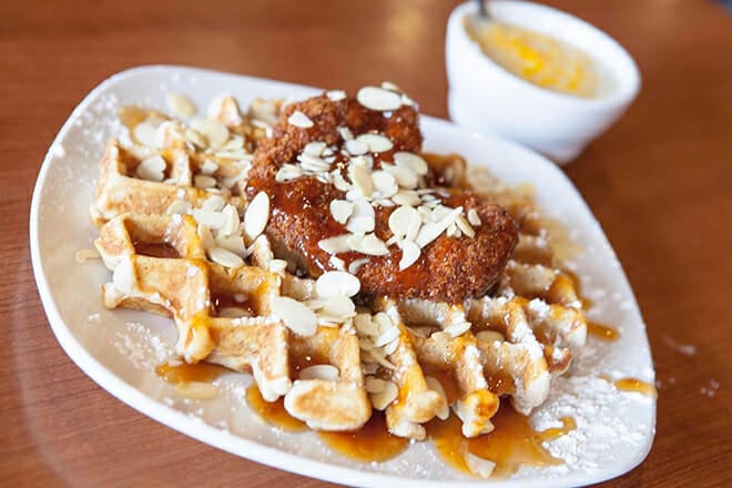 dames chicken & waffles