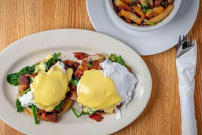 Mad Rooster Cafe - Kenosha