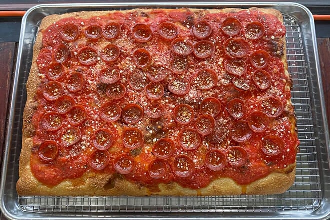 mano&rsquo;s pizzeria