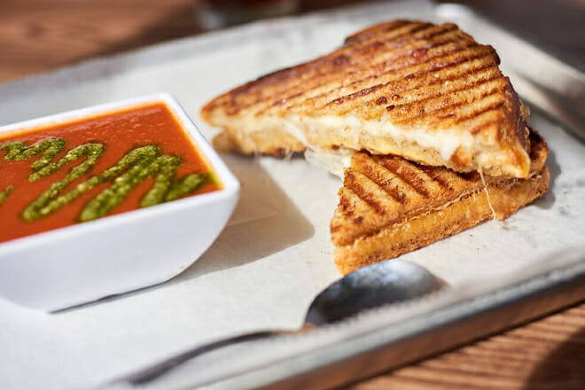 melt kitchen and bar