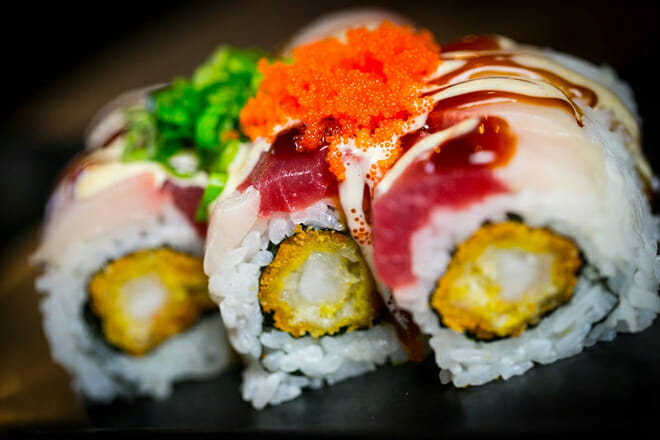 Mikuni Japanese Restaurant & Sushi Bar