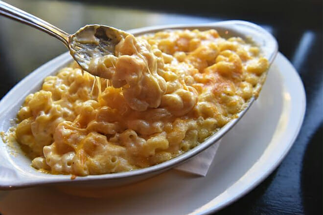 Mooney's Sports Bar & Grill