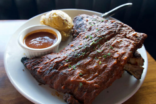 nola&rsquo;s creole and cocktails