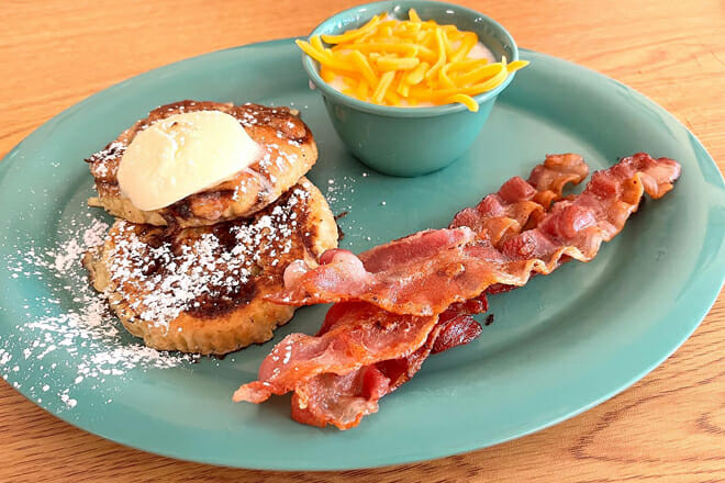 the local yolkal cafe