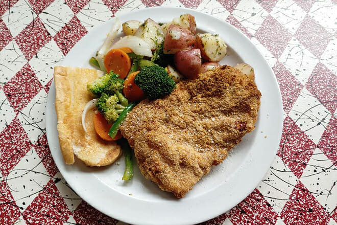 the whistle stop hoagie shop and eatery