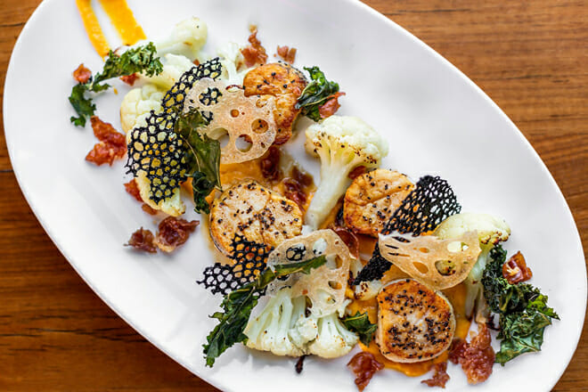 8Up Elevated Drinkery and Kitchen