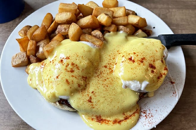 Alice's Country House