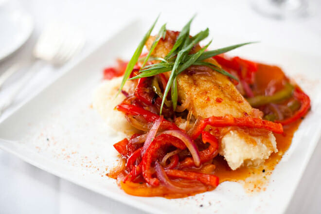 Buck's Restaurant & Bar