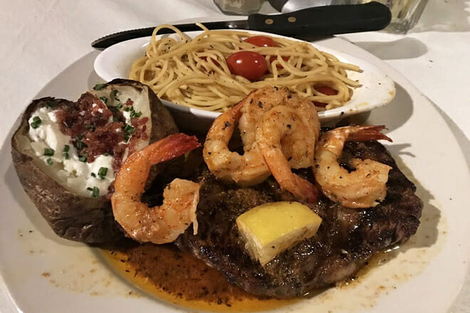 Calhoun Corners Restaurant