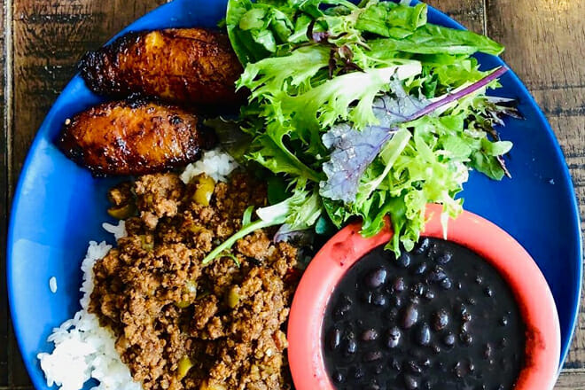 cholita linda - oakland