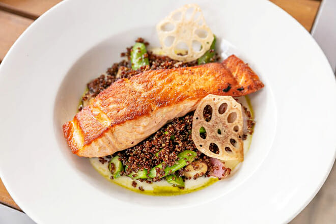 Clyde's Tower Oaks Lodge