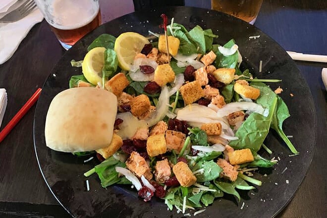 Cubby's Sports Bar & Grill